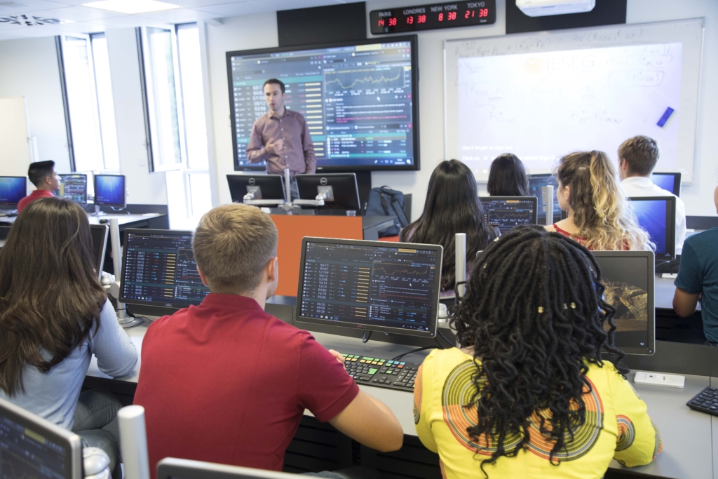 IÉSEG & RUBIKA To Create Degree For Tech/Management